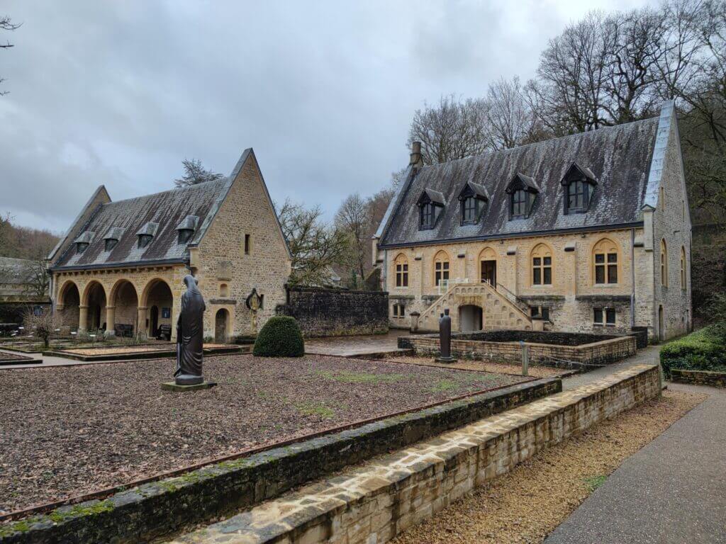 Abadía de Orval, un lugar de leyenda en Bélgica