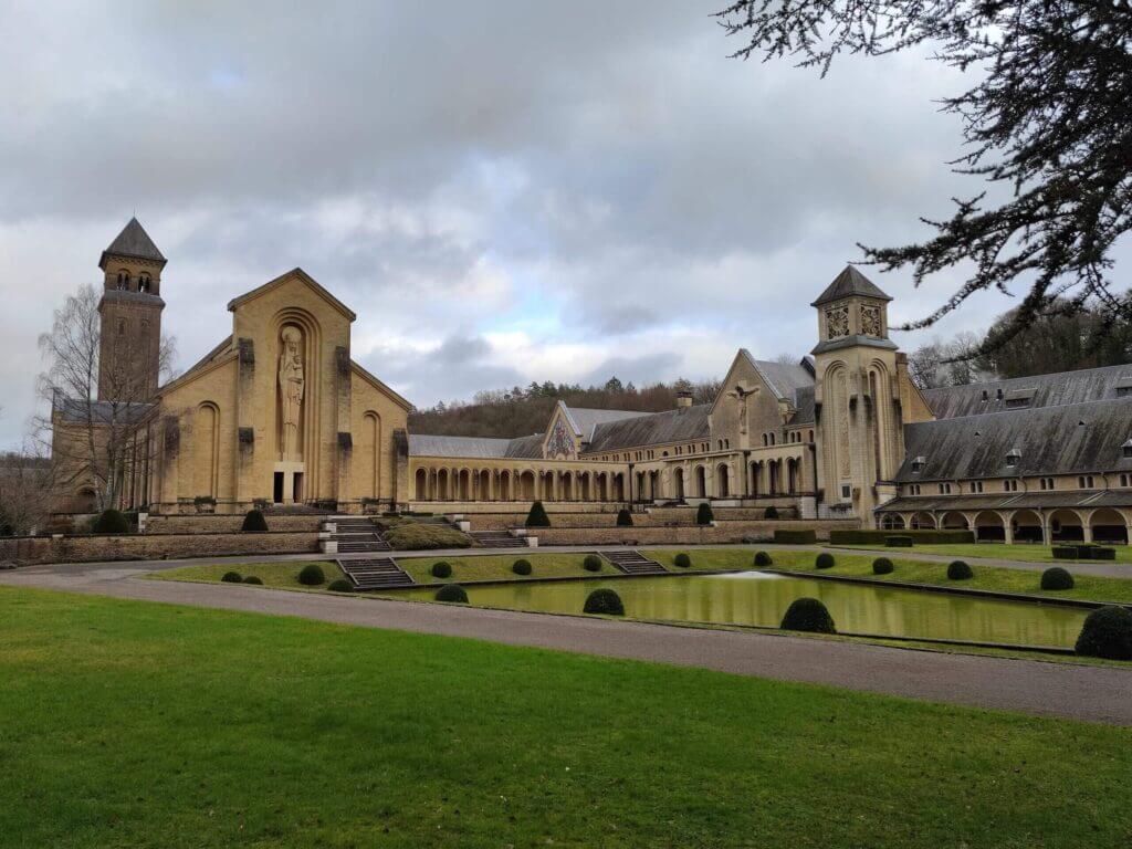 Abadía de Orval, un lugar de leyenda en Bélgica